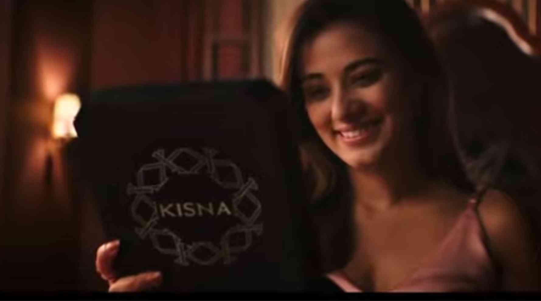 KISNA celebrates the classic friendship between a girl and her diamonds