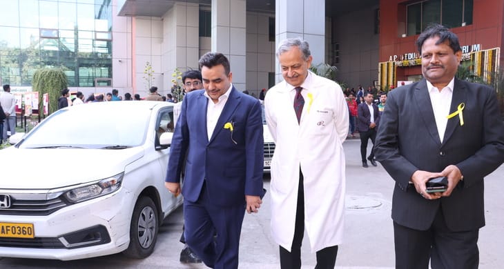 Bharat Express CMD Upendrra Rai honored at Hepatitis B Awareness Program